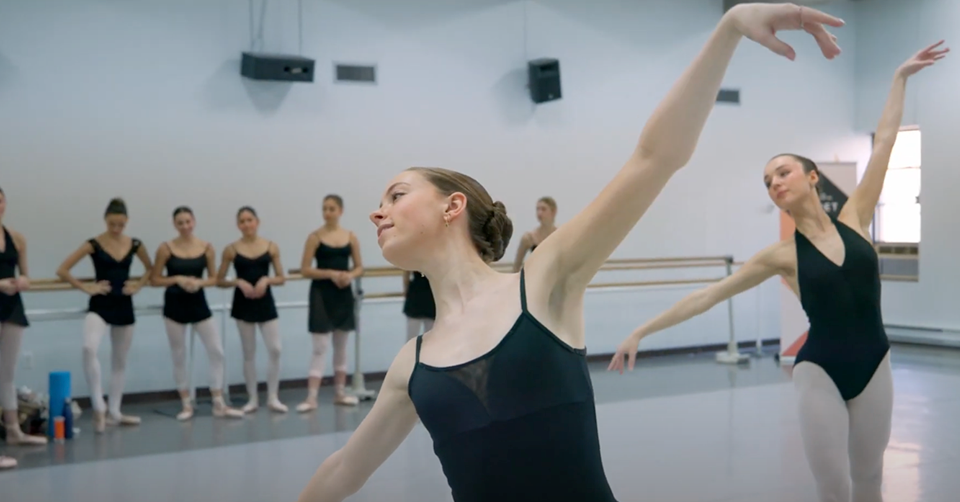 Viens danser : New series of video capsules | École supérieure de ...